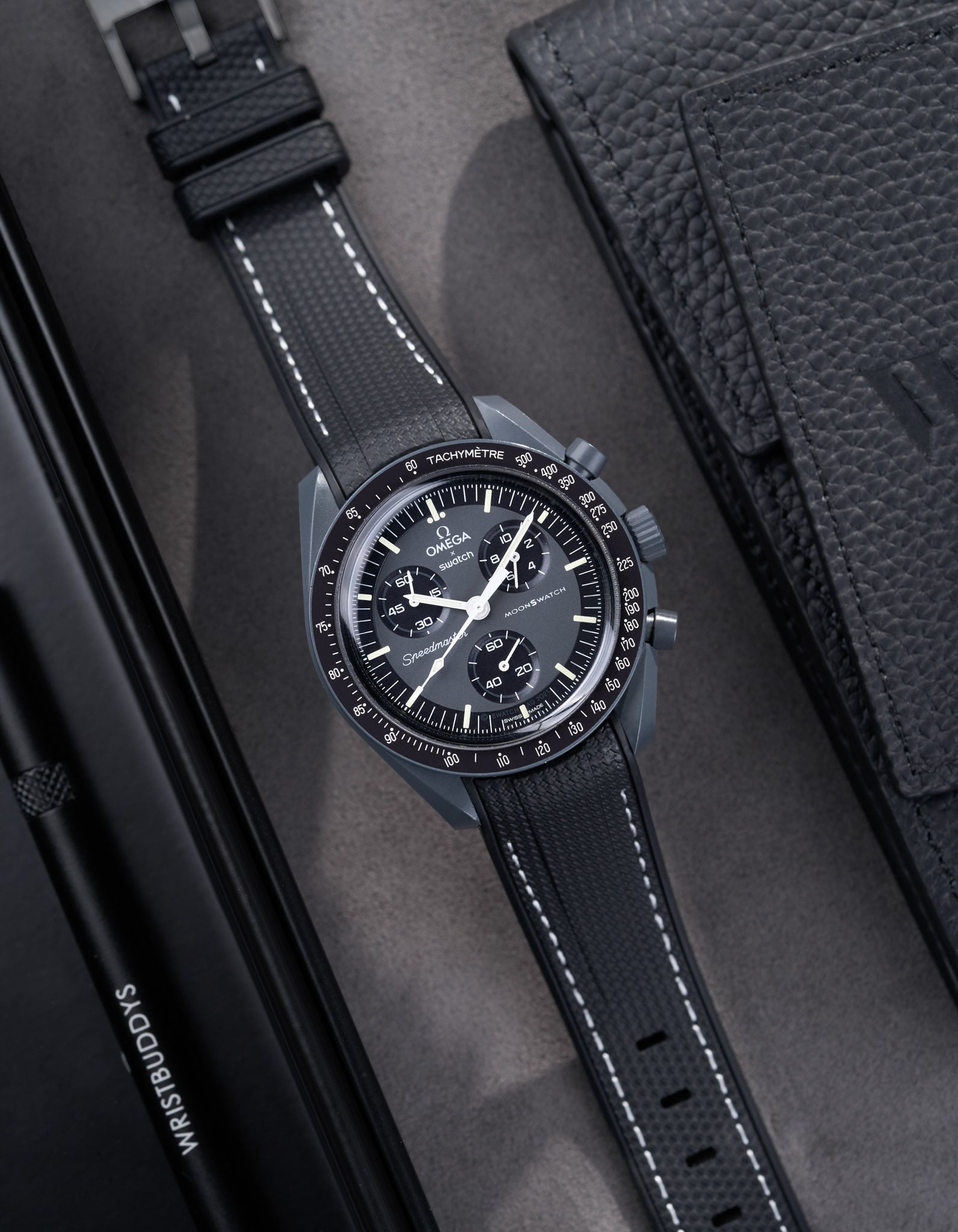 Black & white Vertech Curved Rubber Watch Strap for MoonSwatch ...